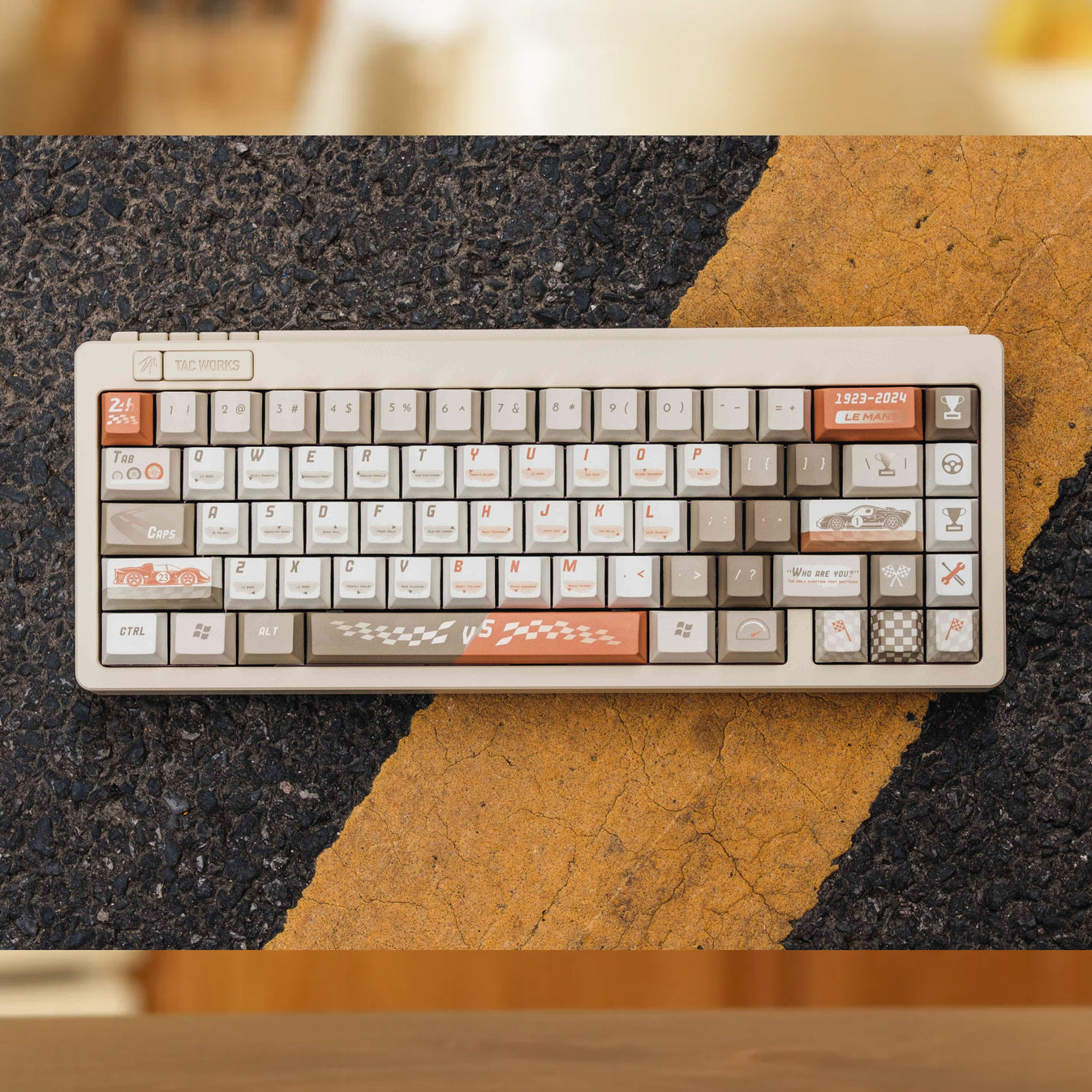 Le Mans Racing Keycap Set, Cherry Profile, PBT Dye Sub – Nouvolo
